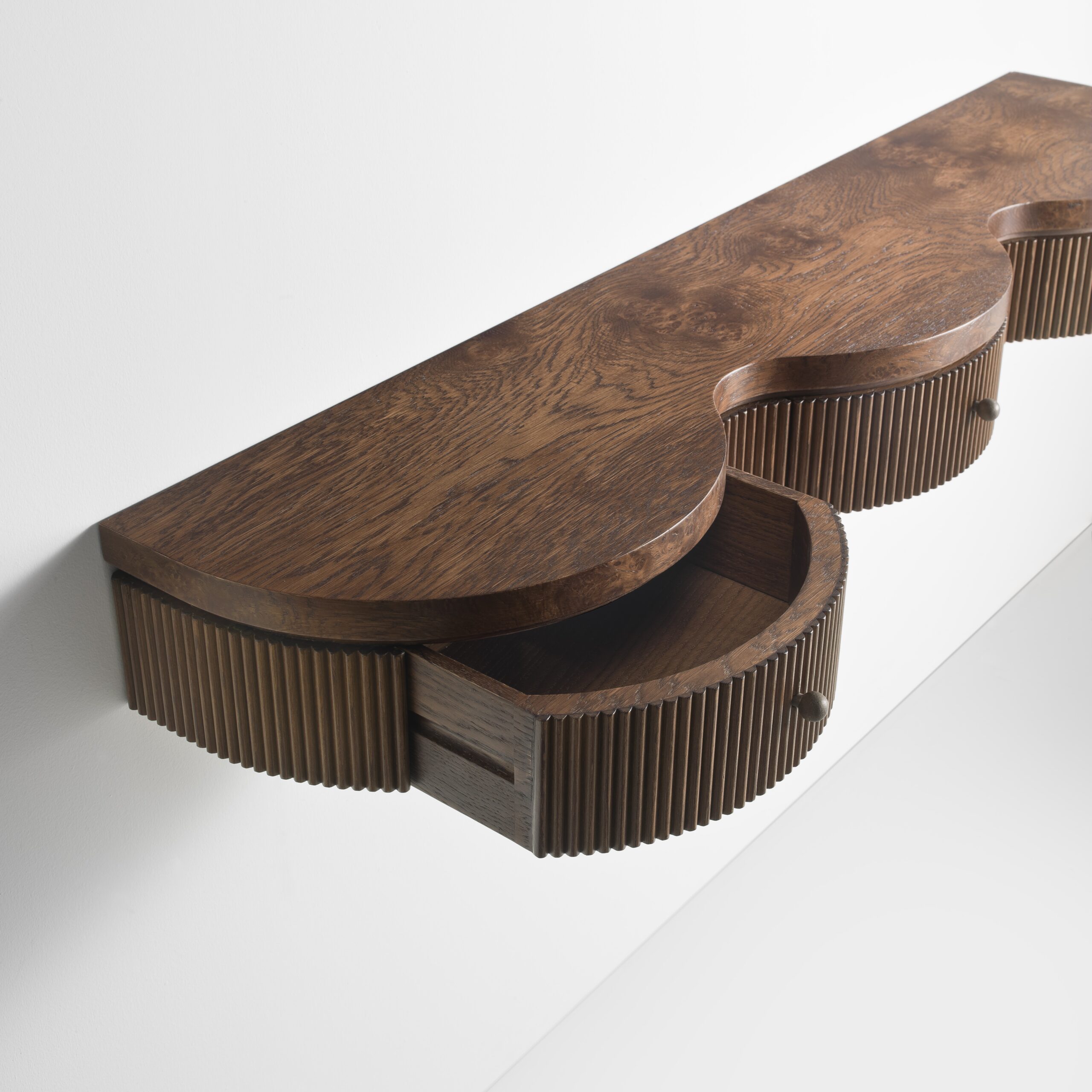 Hanging console 3 waves | Emmanuelle Simon