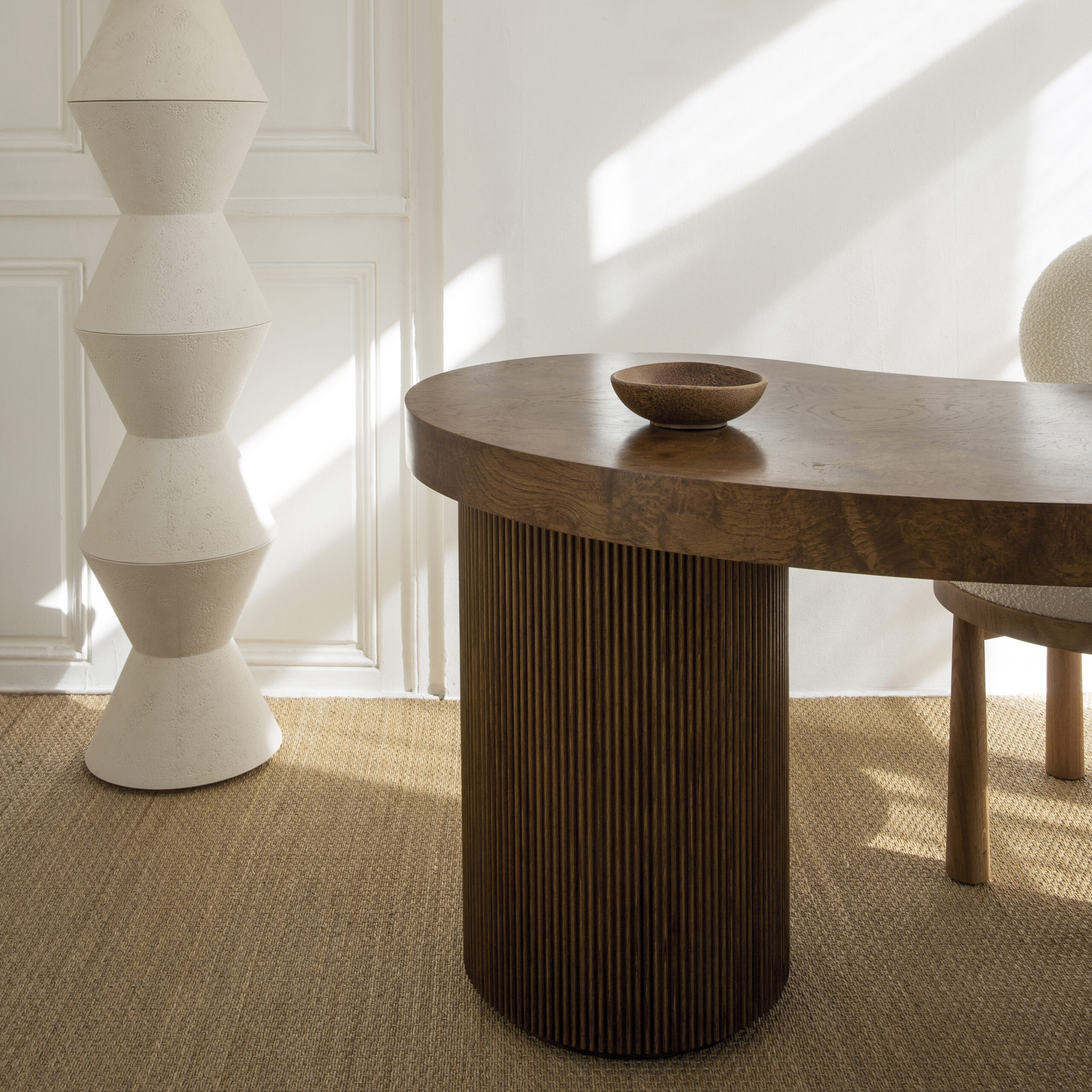 Desk | Emmanuelle Simon