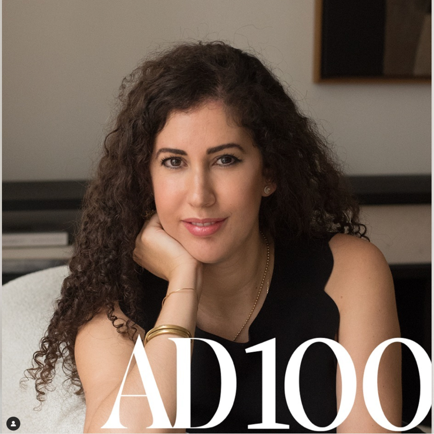 About - Emmanuelle Simon